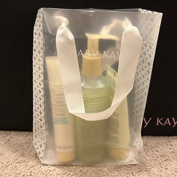 Mary Kay | Bath & Body | Mary Kay Satin Hands Pampering Set White Tea ...